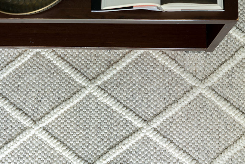 Crysta Diamond Rug – enspirefurniture